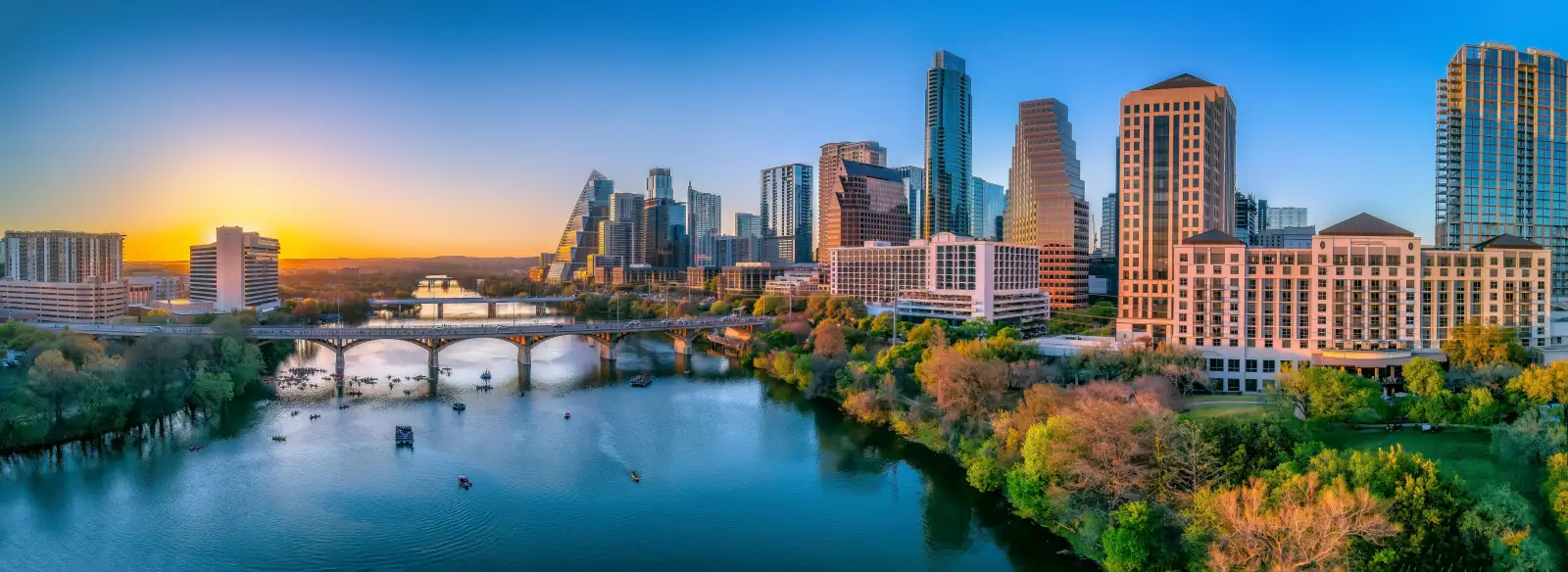 The Sinclair | Brand-New UT Austin Student Apartments
